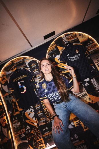 Newcycle y Adidas le agregaron un toque especial al "camino del hincha ...